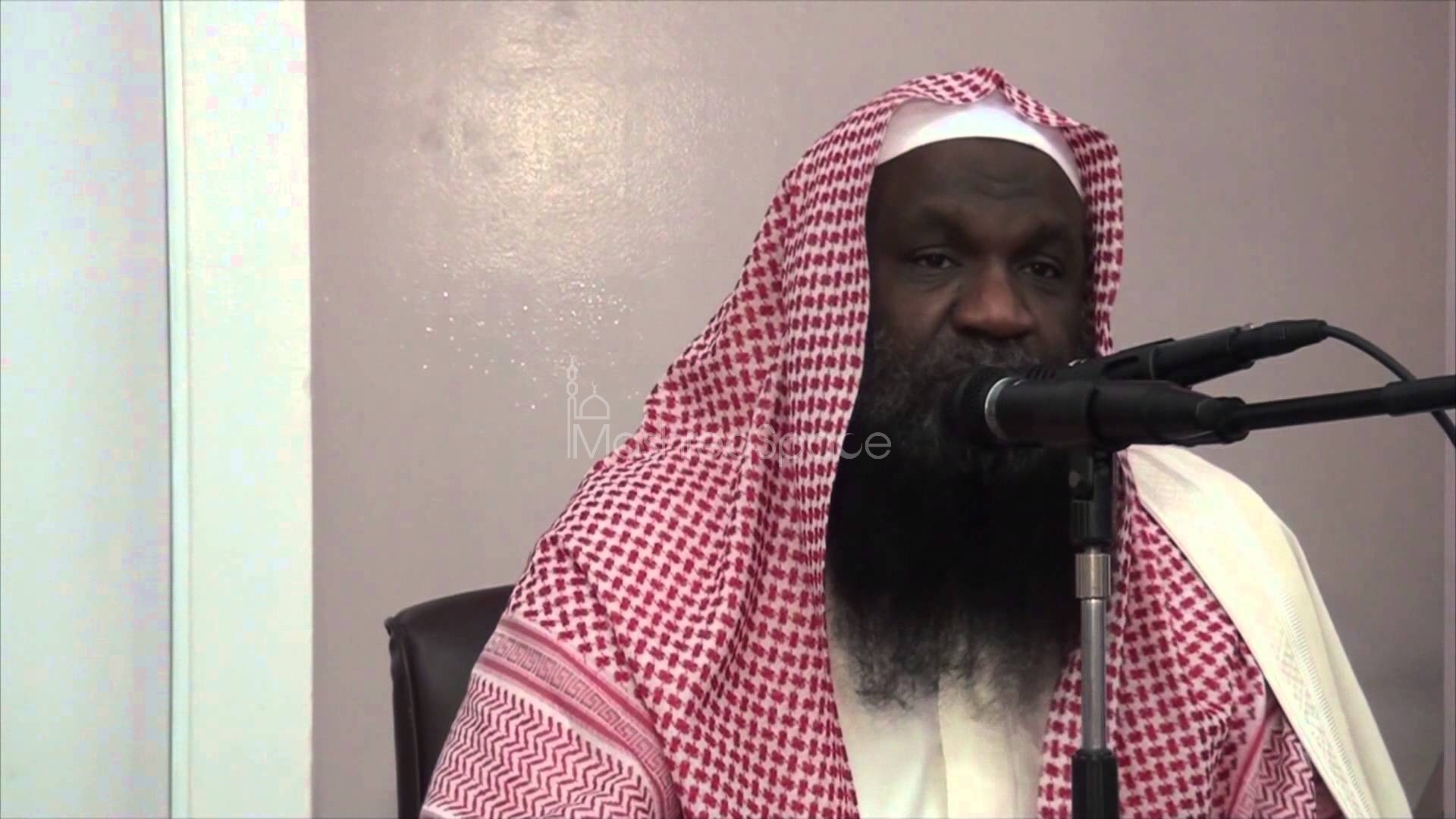 Adil bin salim al kalbani : Al-A'la, Al a3la - le coran/Quran MP3